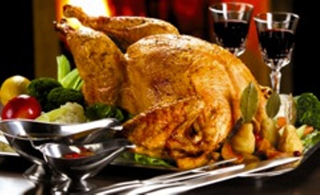 Šventinis kalakutas, įdarytas obuoliais | Alfa.lt